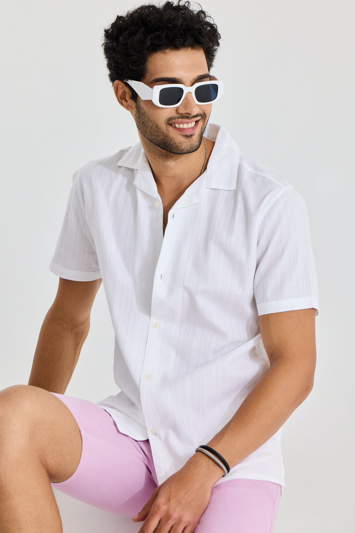 Buy Men's Parallel Wave Design White Shirt Online | SNITCH